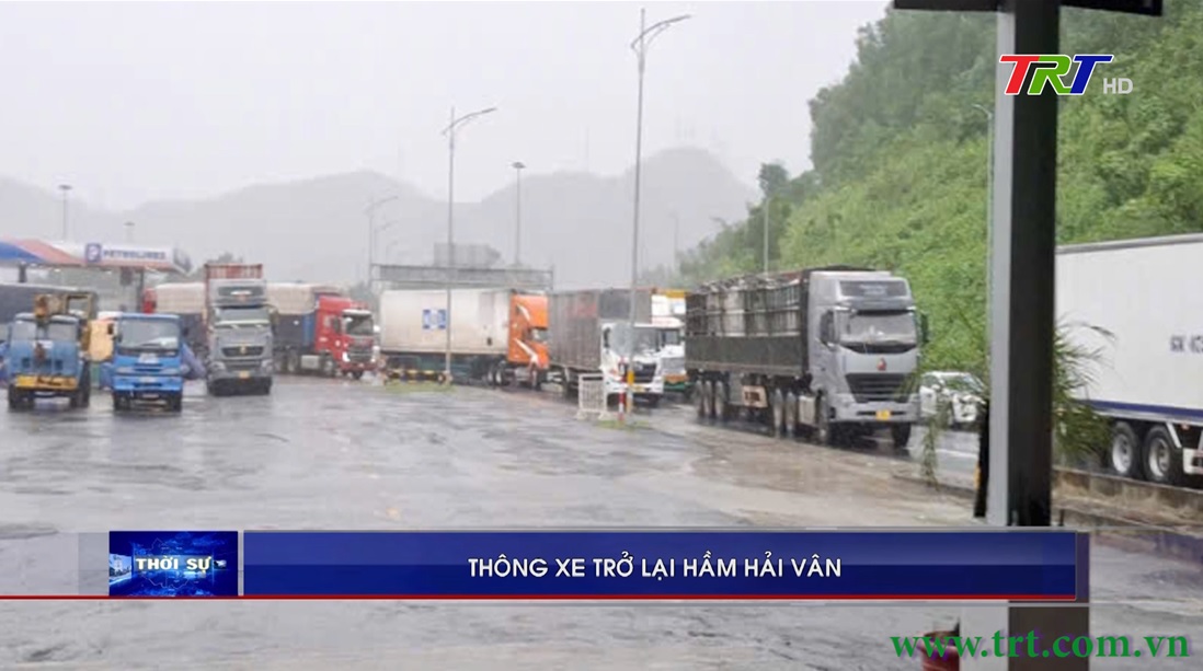 Thông xe trở lại hầm Hải Vân | Báo và Phát thanh, Truyền hình Huế